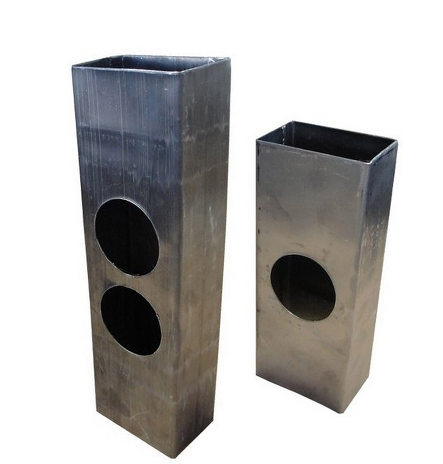 Casings and feed – trough tubes for installations